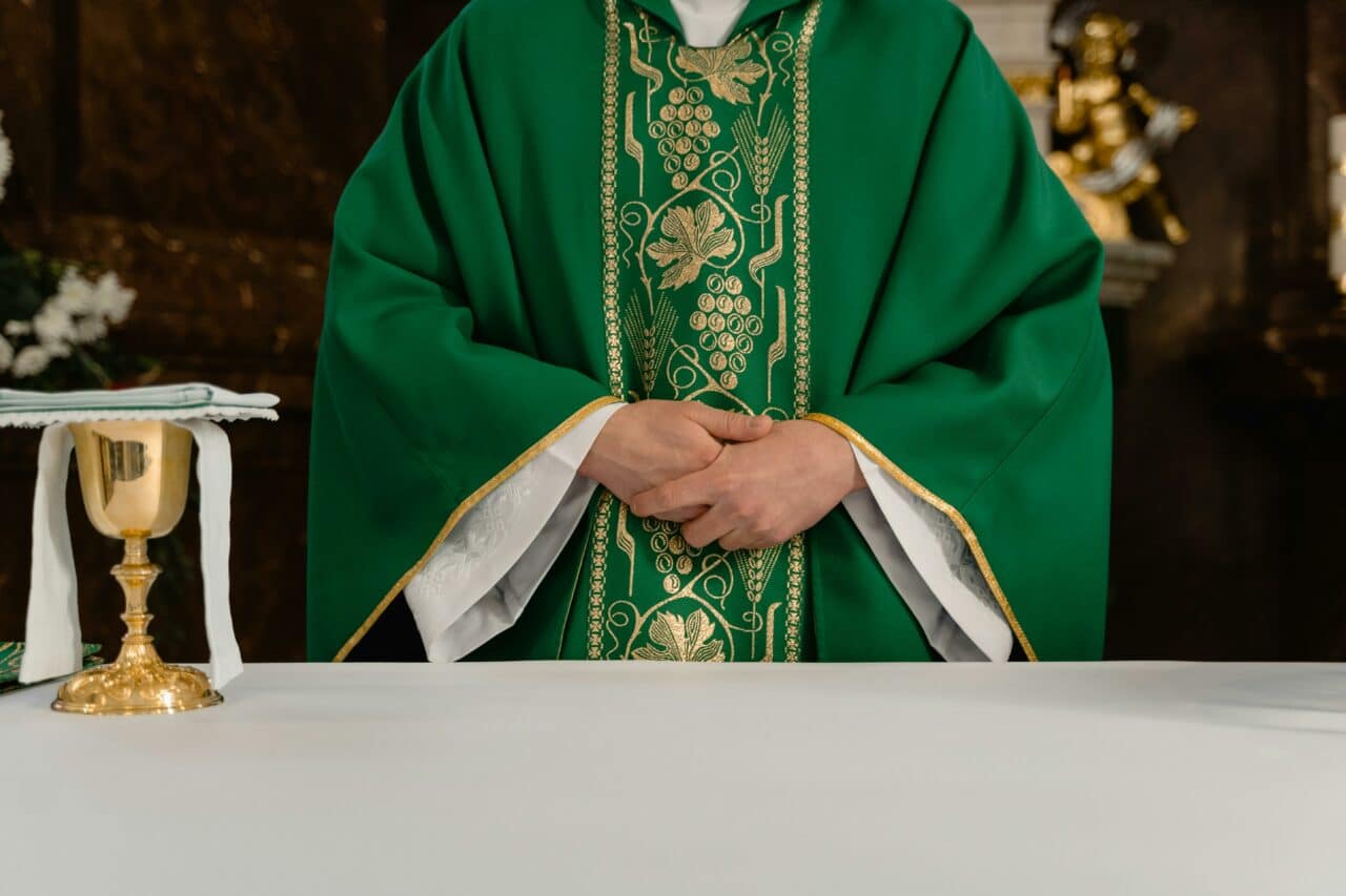 Preparation for Mass: 5 essential tips - Catholic Mass Times