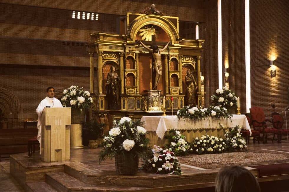 Listening to the Word of God: Liturgy of the Word - Catholic Mass Times