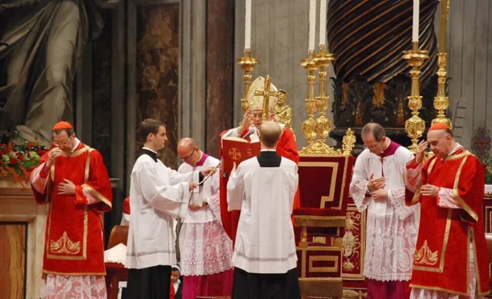 How Do the Introductory Rites of the Holy Mass Prepare Us?